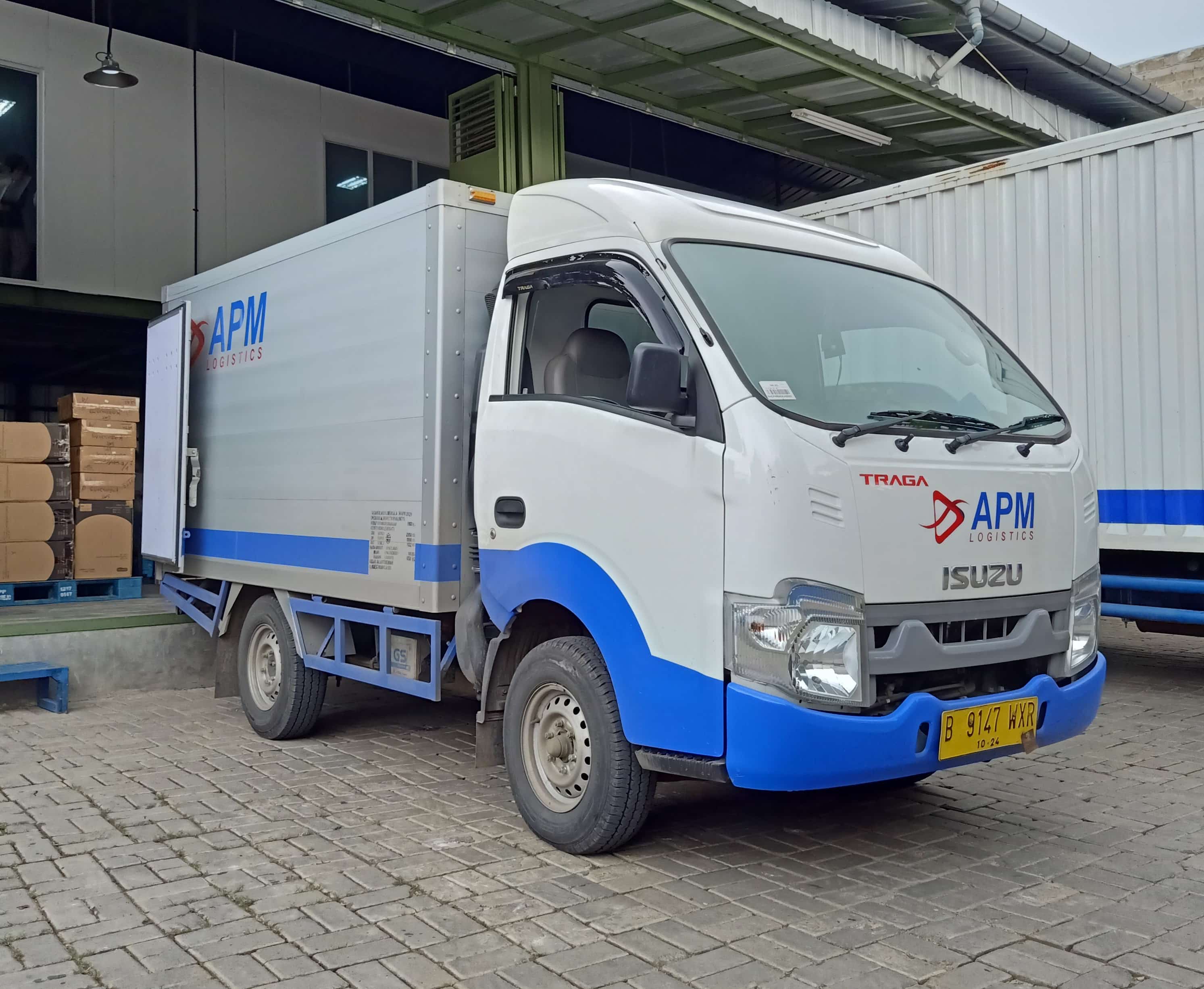 Jasa Cargo Darat Pengiriman Barang - APM Logistics